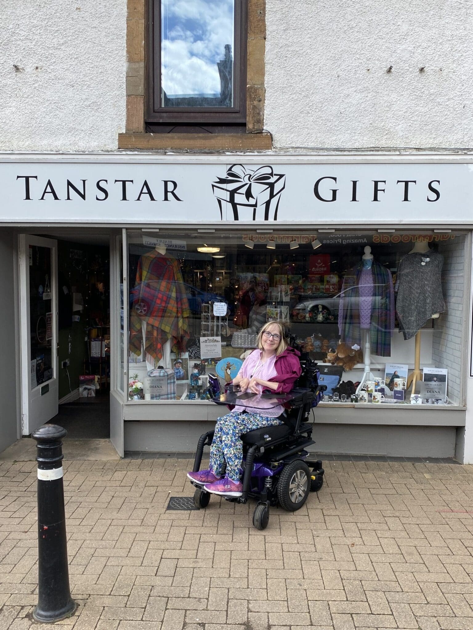 Fun Friday: An All-Girls Adventure in Inverness, Scotland - Rollin ...