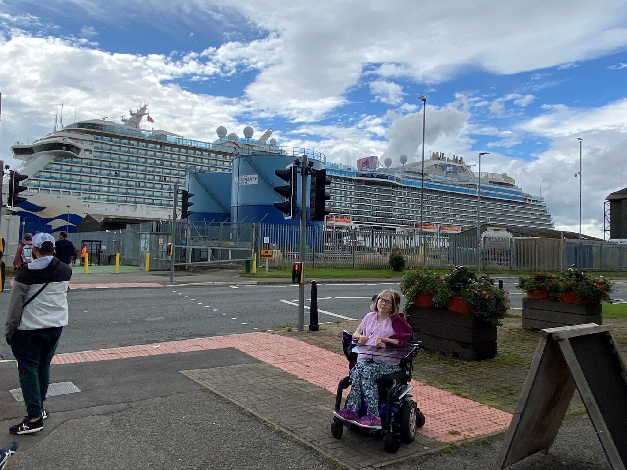 Fun Friday: An All-Girls Adventure in Inverness, Scotland - Rollin ...